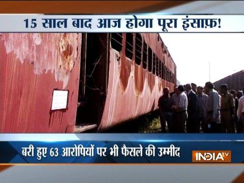 Godhra case: Gujarat HC commutes death sentence to 11 convicts into ...